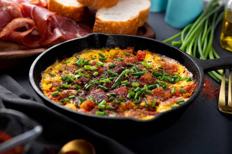 Come fare una frittata gonfia e gustosa: i segreti della nonna