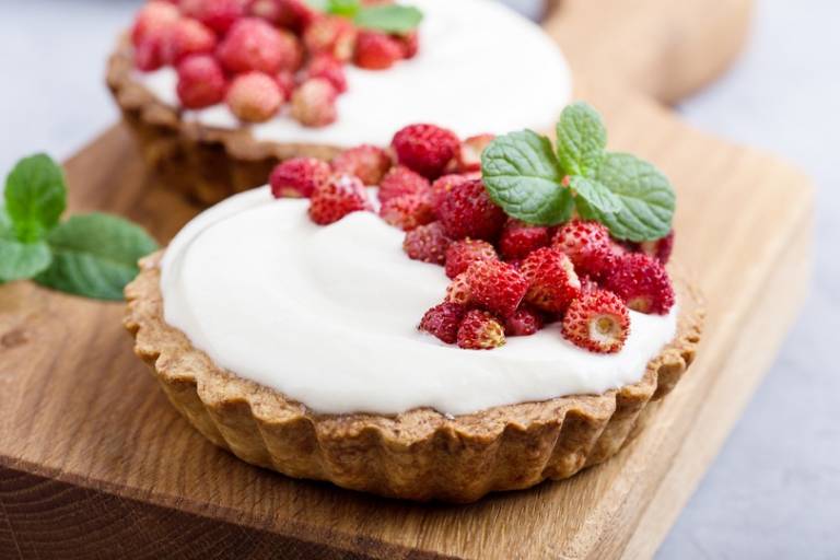 Crostata con fragoline di bosco: la ricetta del dolce buonissimo