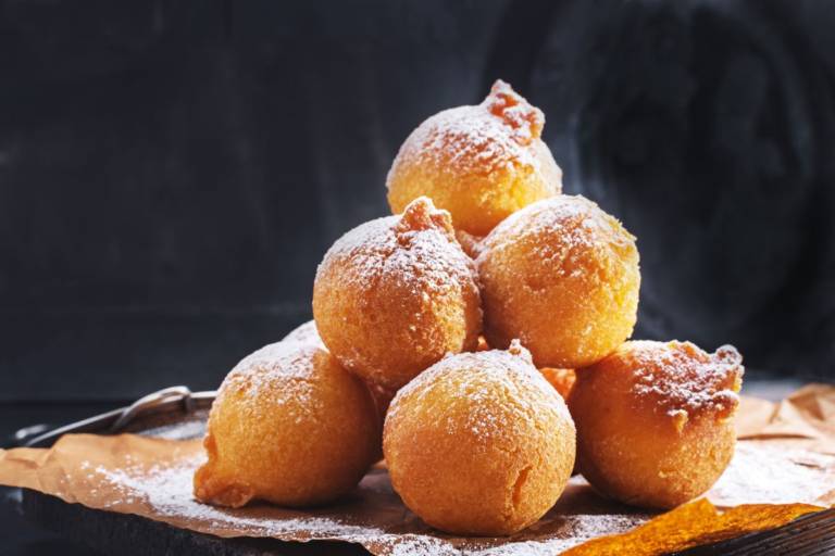 Sfinci siciliane: la ricetta del dolce tipico