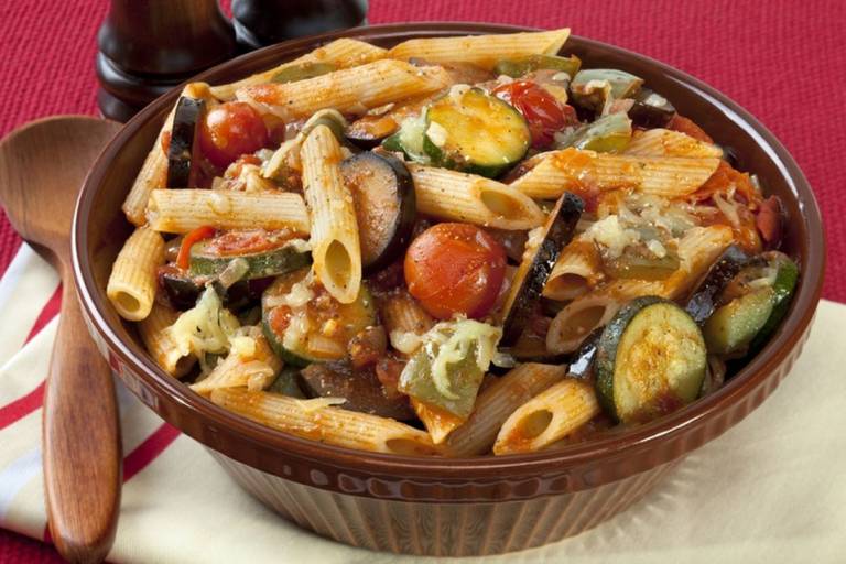 Pasta con verdure trifolate: la ricetta per primi piatti facili