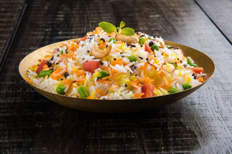 Riso pilaf con verdure: la ricetta veloce dal gusto saporito