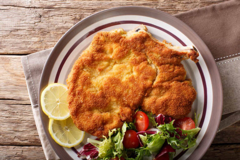 Cotoletta alla milanese: ricetta e consigli per farla perfetta
