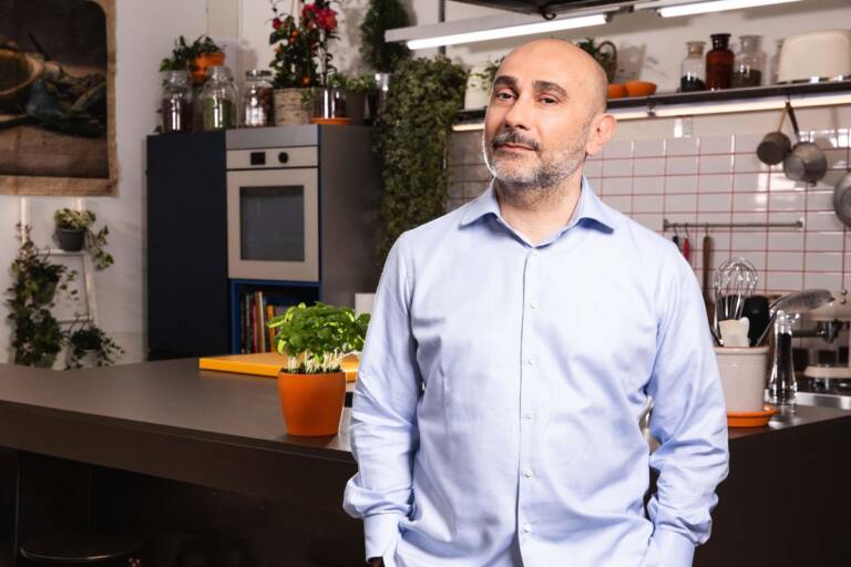 "Tutti insieme in cucina" con Anthony Genovese: il nuovo cooking show